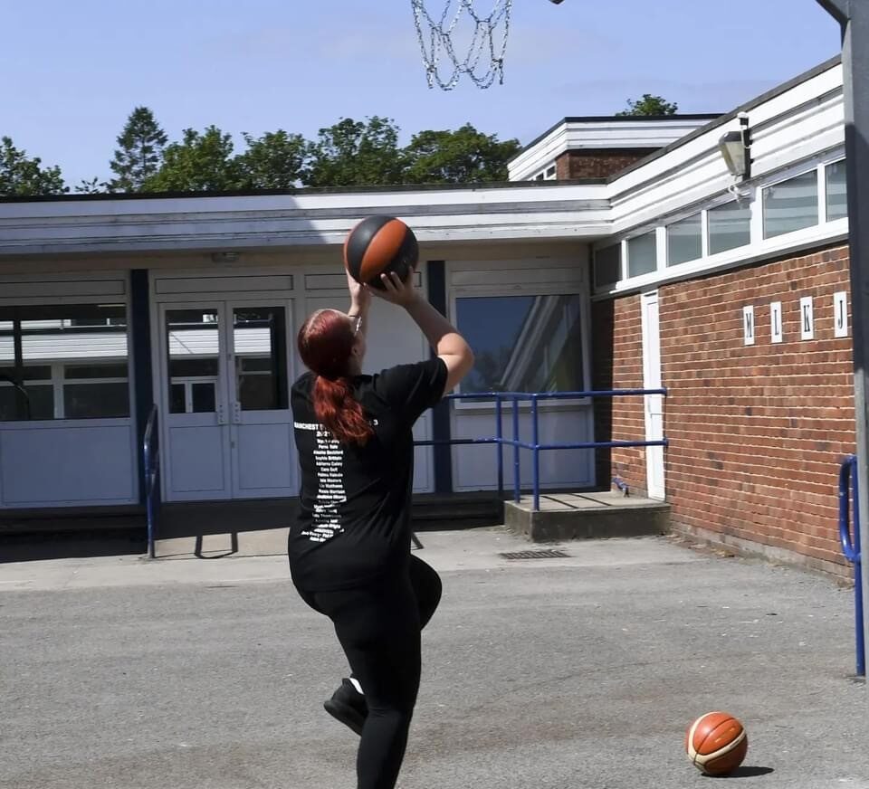 Year 10 student wins Basketball England Award - Priestnall School